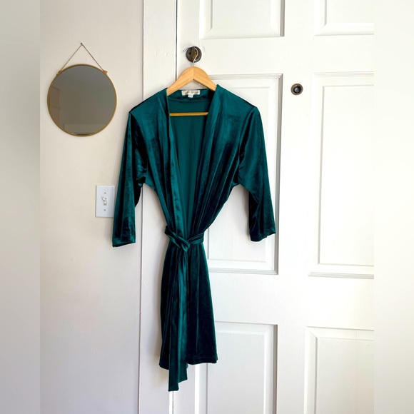 Intimates & Sleepwear | Emerald Green Robe | Poshmark
